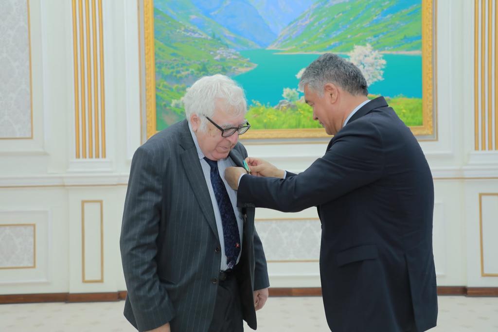 TURKSOY awards Azerbaijani writer with Order of Honor